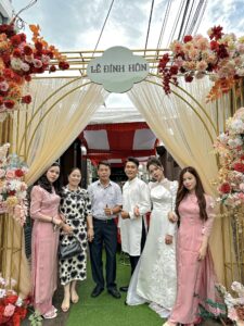 Lễ Đính Hôn Là Gì? Những Nghi Thức Trong Lễ Đính Hôn Cần Biết.